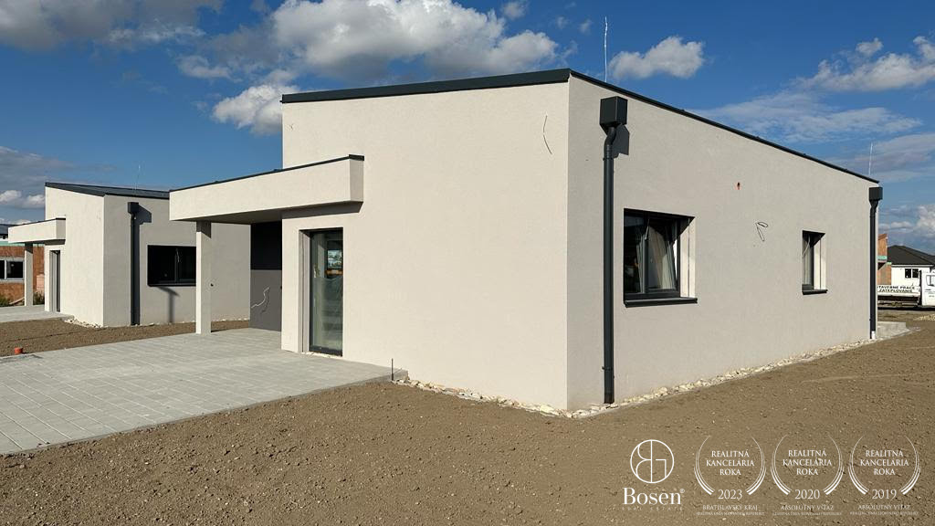 BOSEN | Rodinný dom s fotovoltaikou v štandarde v novej lokalite v Senci | Realitná kancelária BOSEN